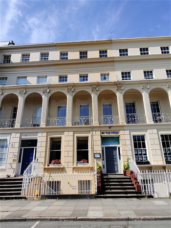 HOTEL IN THE BEAUTIFUL SPA TOWN OF CHELTENHAM - Hotels in Cheltenham